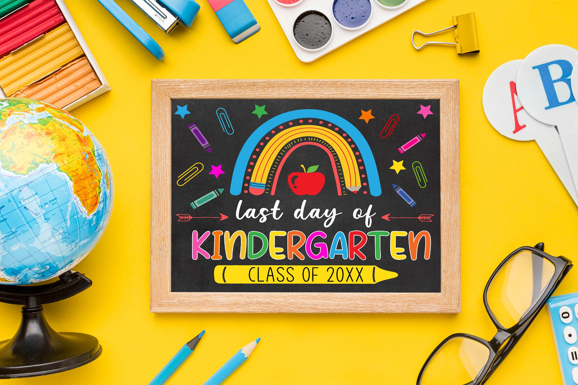 DIY Kinder End of Year Sign | Last Day Of Kindergarten Poster Template ...