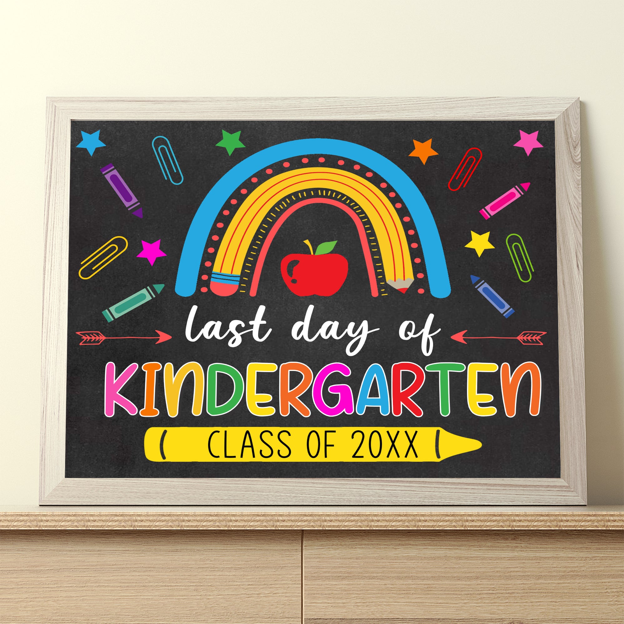 DIY Kinder End of Year Sign | Last Day Of Kindergarten Poster Template ...